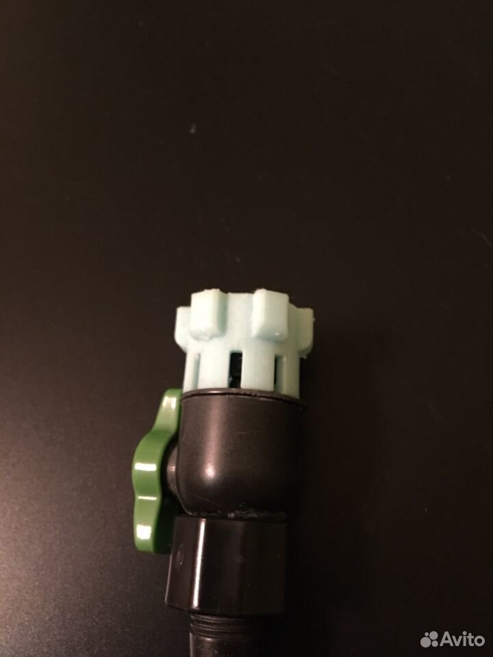Гайка на кран фильтра Tetra 600, 1200